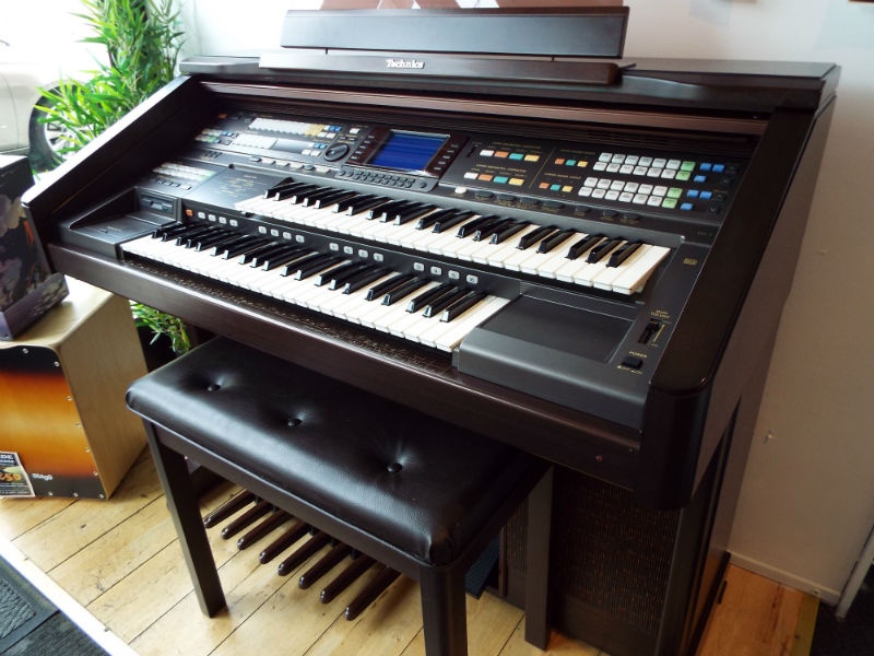 Used Technics GA3 Organ